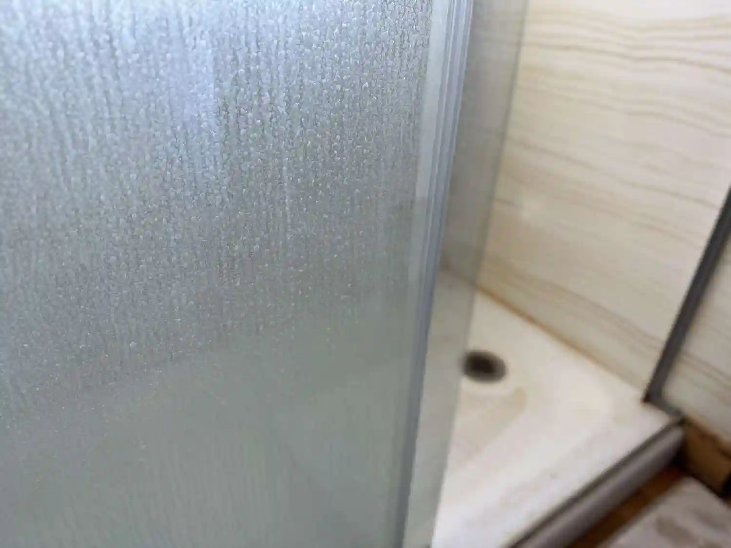 How to remove watermarks on glass shower doors | Career Updraft